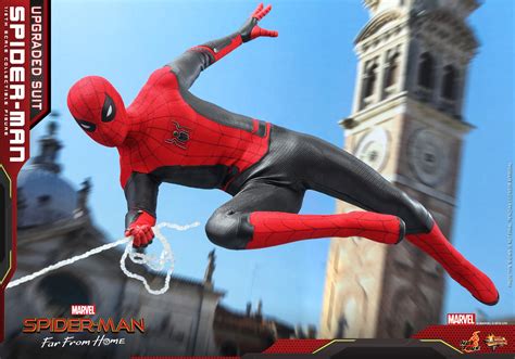 Spider Man Far From Home Upgraded Suit Spidey Figure By Hot Toys The