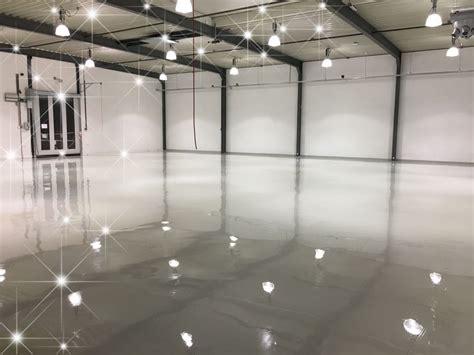 Amazing Sparkling Floor At Night Amazing Facilitaire Dienstverlening