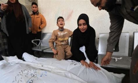 وزارة الصحة بغزة تعلن عن ارتفاع حصيلة ضحايا الحرب إلى 29 ألفا و878