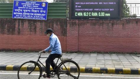 Aqi Level In Delhi Delhi Delhis Air Quality Records Poor For Second