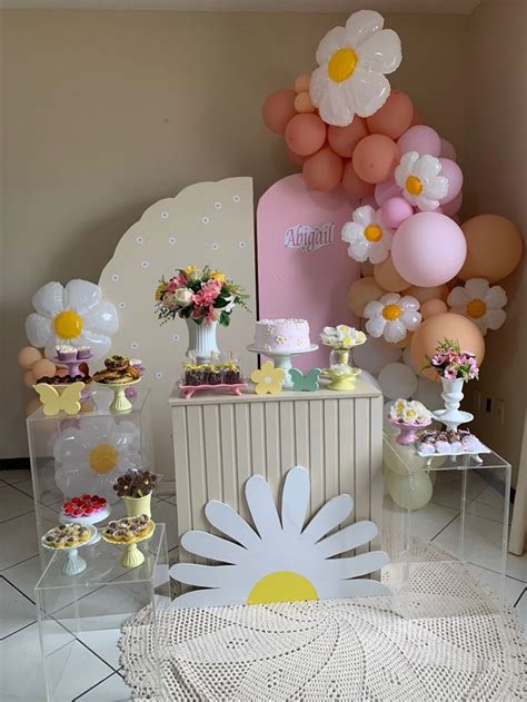 Decoração De Aniversário Com Margaridas