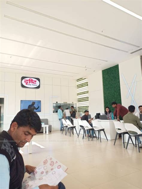 Drishti Ias Jaipur Fees Reviews Batches Contact Ratings And More