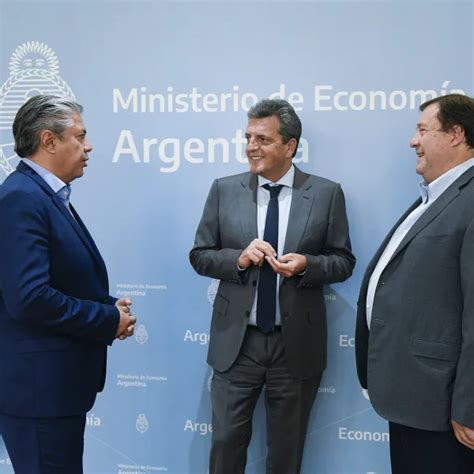 Massa Se Reunió Con Los Gobernadores Electos De Río Negro Y Neuquén