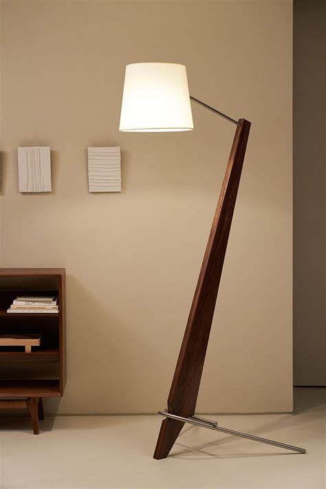 마나라 플로어 스탠드 램프 바이소