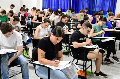 Vestibular de Medicina atrai candidatos de várias cidades Unoeste