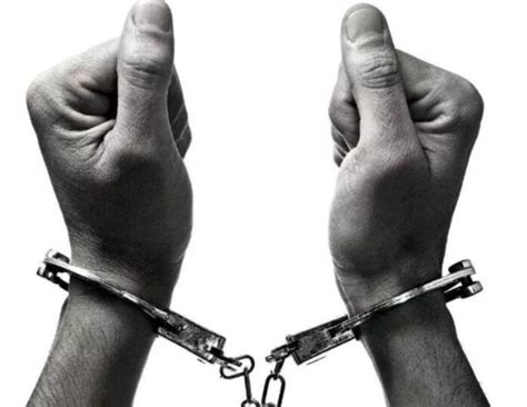 北京海淀一男子，驾车强闯校园，挟持学生，已被警方逮捕归案 知乎