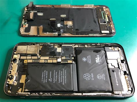 浴槽に落として電源が入らなくなってしまったiphone水没故障のご相談をいただきました。 アイフォン・ライフ