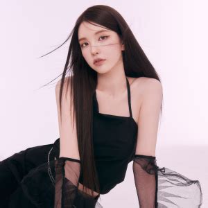 Xooos Naked Lyrics