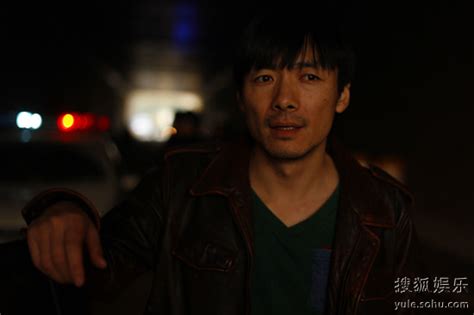 祖峰演绎浮城谜事获好评 别样警察魅力十足 搜狐娱乐