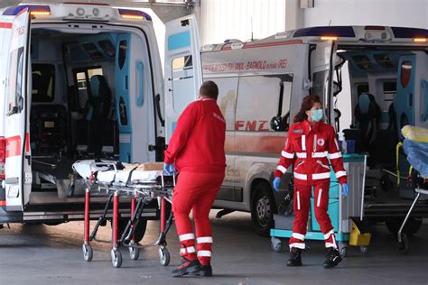 Coronavirus A Reggio Emilia I Nuovi Contagiati Sono E Si Piangono Altri Morti Gazzetta Di