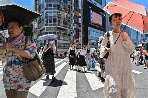 Roaring Back From Pandemic Japans Economy Grows At 6 Rate The New