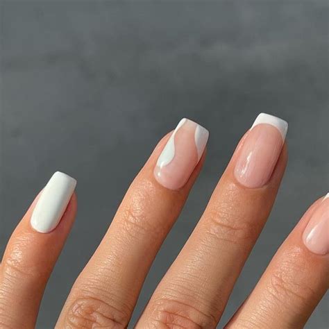 Bryony Howell On Instagram 𝐌𝐢𝐧𝐢𝐦𝐚𝐥 𝐌𝐚𝐧𝐢 🤍 Using Thegelbottleinc