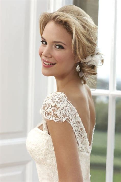 13 Steps To Perfect Wedding Make Up By Sarah Brock Bridal Makeup Natural Blonde Best Wedding
