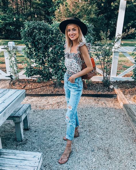 Sandalsandspankings Tumblr Com Tumbex