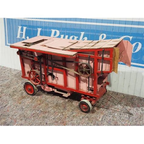 Model Threshing Machine 27 X 15