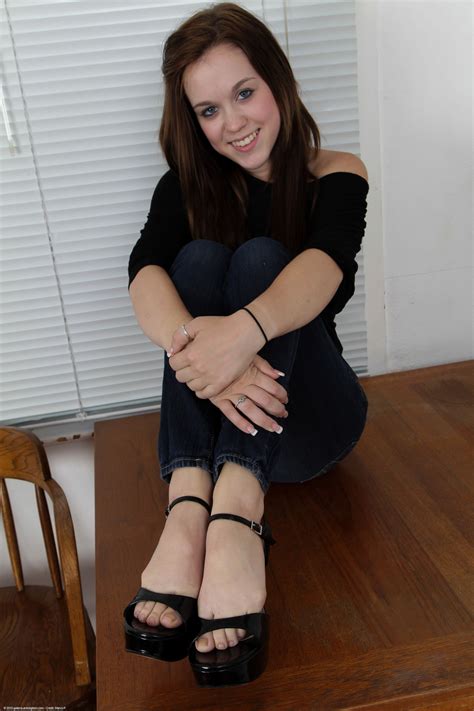 Trinity Raes Feet