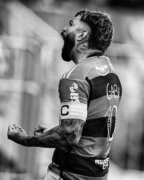 Petkovic Diz Que Não Gostou De Gabigol Com Camisa 10 Do Flamengo