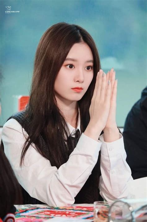 Pin By Mizu Kitsuki On My Saves China Girl Kpop Girls Girl