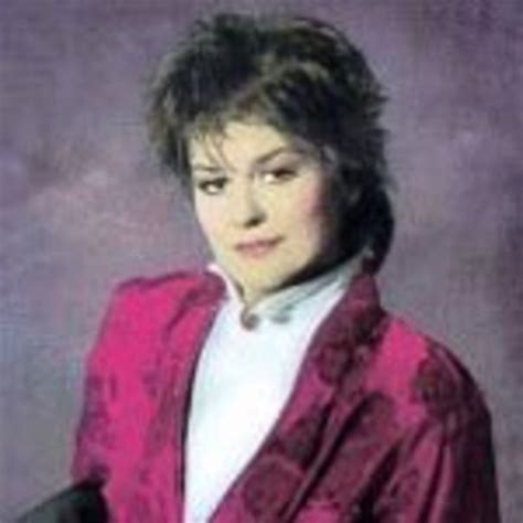 Pictures Of K T Oslin