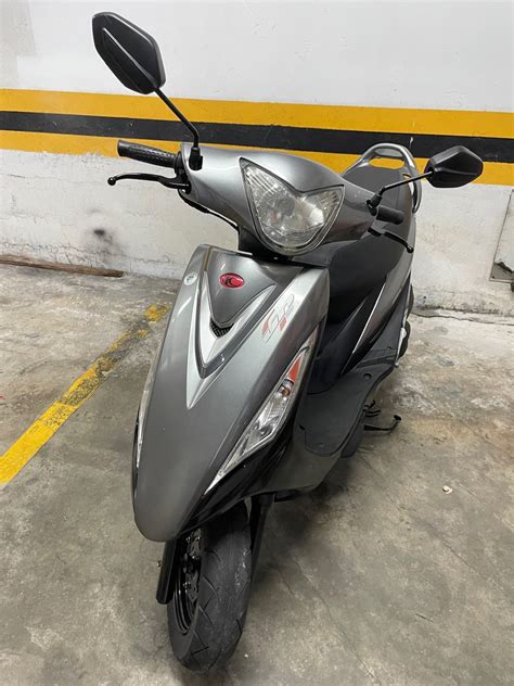 光陽 Gp 125 中古二手車出售中 賣光陽代步gp 125cc 2015年 碟剎 ，全車原廠原漆無改裝，好發動好騎，現況出售，通勤