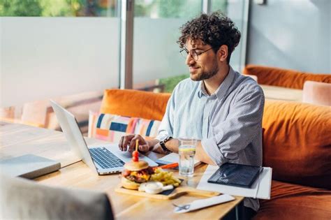 Preeti Cholleti On Linkedin 10 Chatgpt Prompts For Finding Lucrative