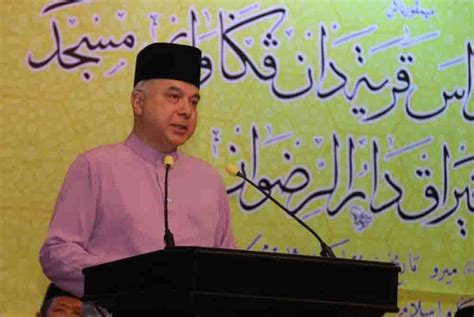 Tingkat Imej Islam Melalui Pencapaian Kejayaan Umat Sultan Nazrin