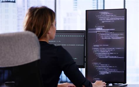 7 ways to include non python files into the python package