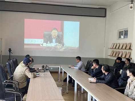 实验室师生线上参加“2023年高校实验室安全检查启动暨培训会” 原位改性采矿教育部重点实验室