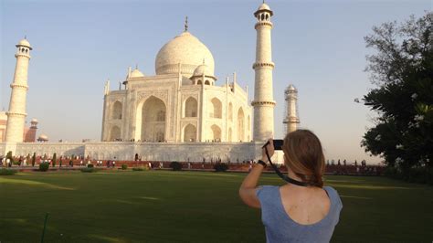 Taj Mahal An Eternal Ode To Love And Majesty Ubeyondindiaholidays