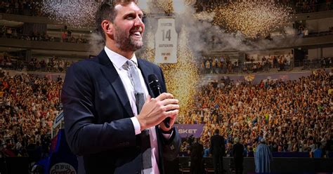 Basketball Star Dirk Nowitzki So Emotional War Seine Ehrung Buntede