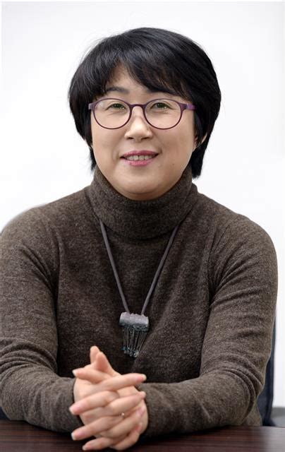 백석문학상에 나희덕 ‘파일명 서정시 서울신문