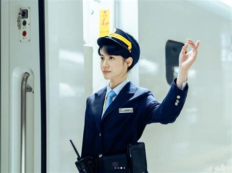 台鐵「超頂列車長」激似《禹英禑》朴恩斌！仙氣迷暈網：一定每天搭｜四季線上4gtv