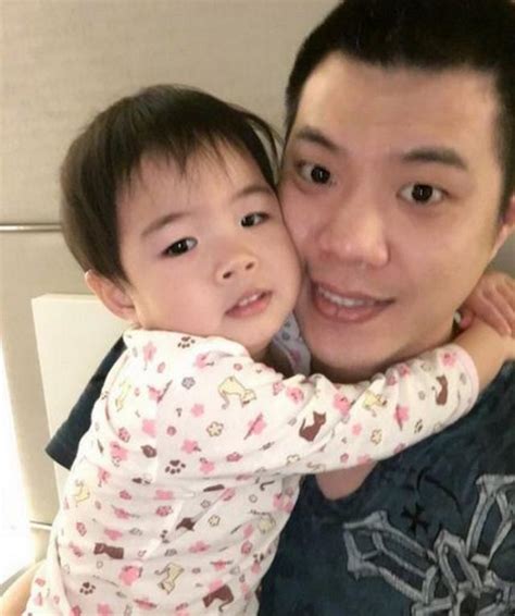 悄悄帶著孩子做親子鑑定的6大明星典型的不相信妻子 每日頭條