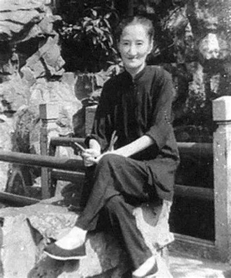 徐志摩意外早殤，張幼儀「怨」，林徽因「憾」，陸小曼「悔」 每日頭條