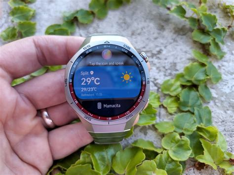 Unlocking The Potential Of Multimodal Data A Look At Vision Language Models And Their Applications