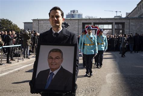 Eski CHP Genel Başkanı Deniz Baykal a veda
