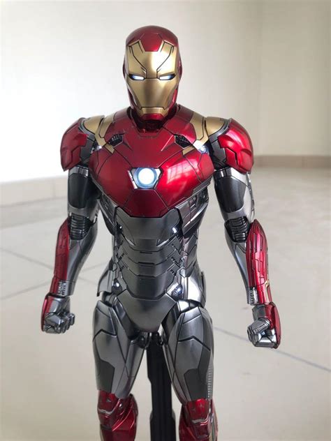 Hot Toys Iron Man Mk47 Reissue Hobbies And Toys Collectibles