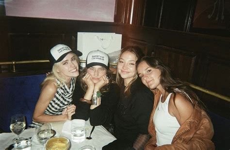 Pin By Beatriz Gagliardi On Madelyn Cline Odessa Azion Odessa The Pogues