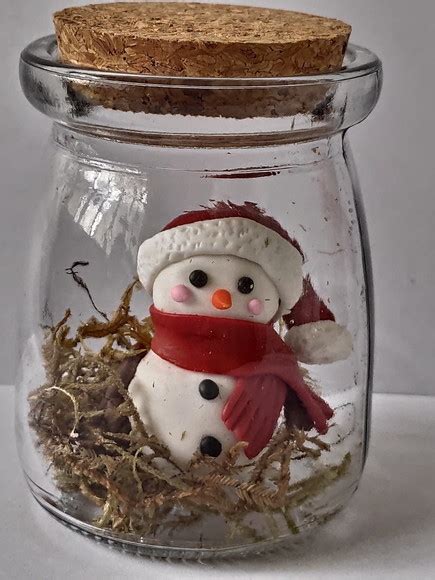 Boneco Em Pote De Vidro Elo Produtos Especiais