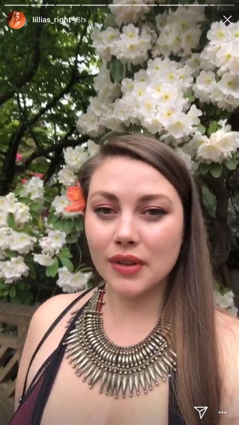 Lillias Right Well Dressed Women Statement Necklace Women