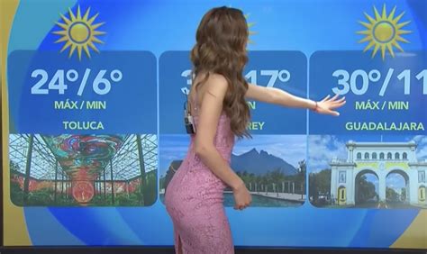 Worlds Hottest Weathergirl Shares A Jaw Dropping Swimsuit Photo