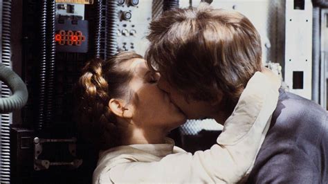 Princess Leia Kissing Han Solo On The Millennium Falcon Star Trek Leia Star Wars Star Wars