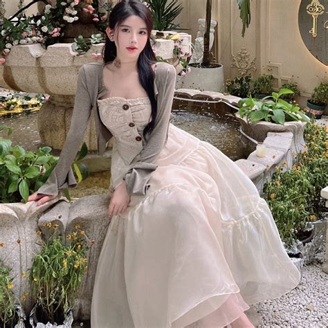 마리그램 중세 로맨틱 오프숄더 오간자 쉬폰 A라인 로즈 플라워 코르셋 아일렛 롱 렝스 원피스 약혼식 피로연드레스 셀프웨딩 웨딩스냅 스튜디오촬영