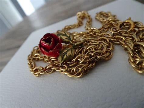 Vintage vergoldete Halskette mit Rosen Anhänger Brosche rot Kaufen