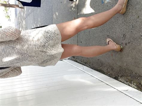 White Girls Legs At Bus Stop Porn Pictures Xxx Photos Sex Images 1579597 Pictoa