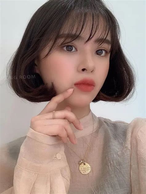 12 Model Rambut Wanita 2025 Yang Bikin Makin Stylish Wajib Coba