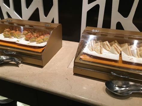 Malaysia Airlines Golden Lounge Kuala Lumpur KUL Satellite Review
