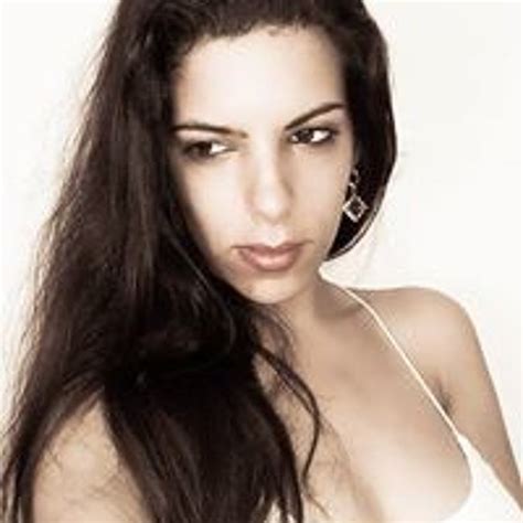 Stream Diana Ramos Music Listen To Songs Albums Playlists For Free
