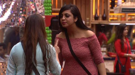 Bigg Boss 11 October 13 Preview Hina Khan To Go To Jail Vikas Gupta