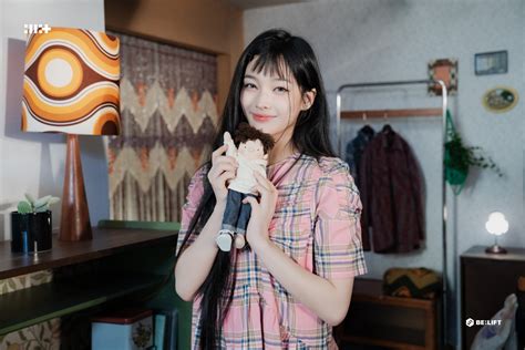 Illit Community Posts ♥︎ɪʀᴏʜᴀ♥︎ ʟᴜᴄᴋʏ ɢɪʀʟ Sʏɴᴅʀᴏᴍᴇ Soo Pretty And Cute